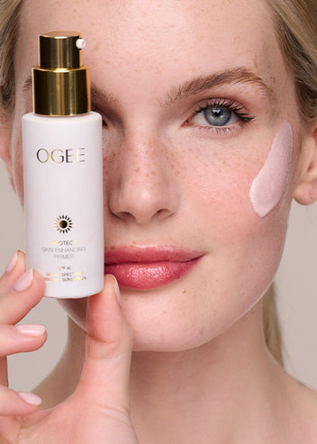 Sculpted Complexion Stick – Ogee