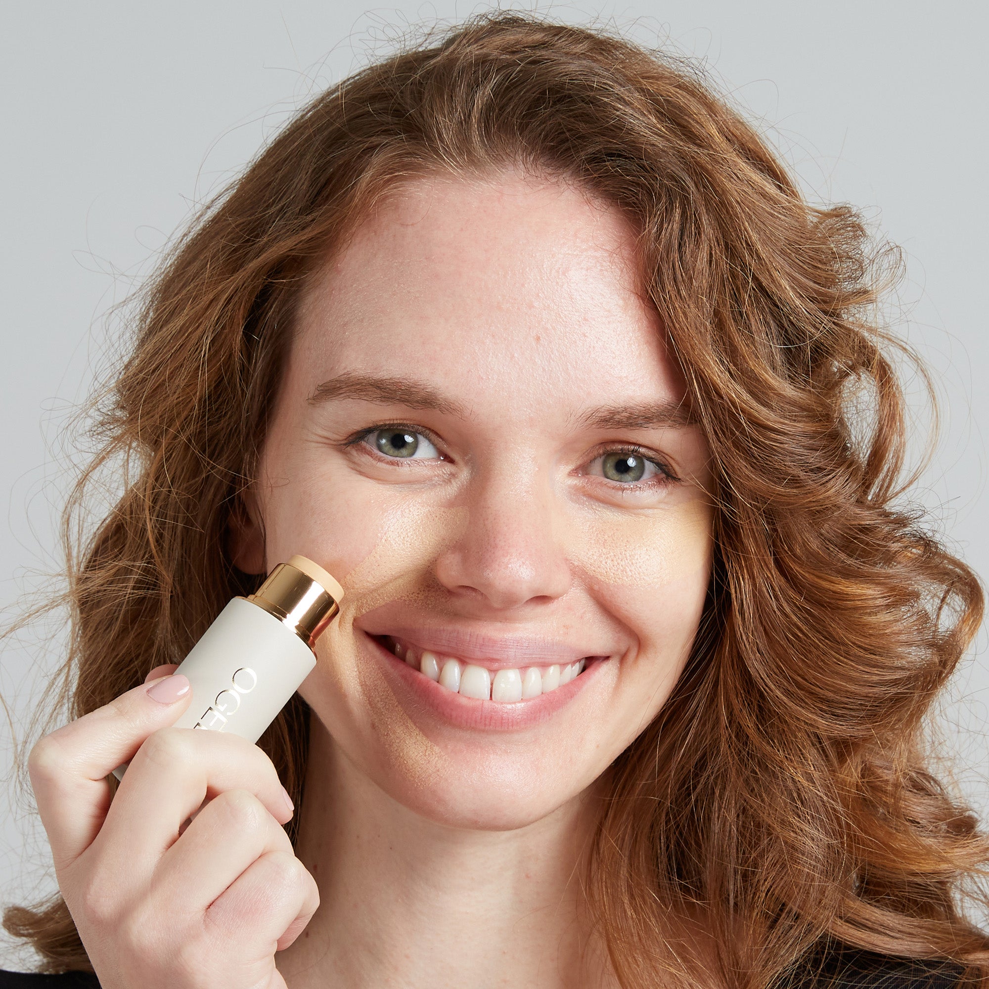 Sculpted Complexion Stick – Ogee